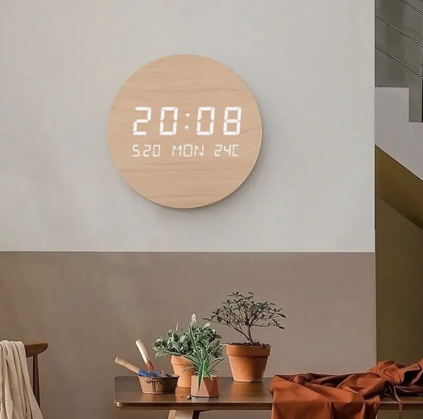 Geet London :: Natural digital wall clock